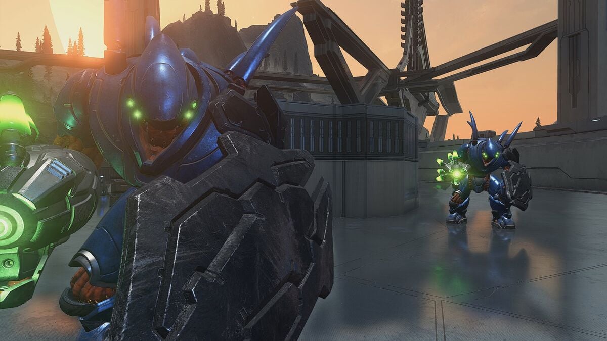 File:HINF-Hunters@Spire.jpg - Halopedia, the Halo wiki
