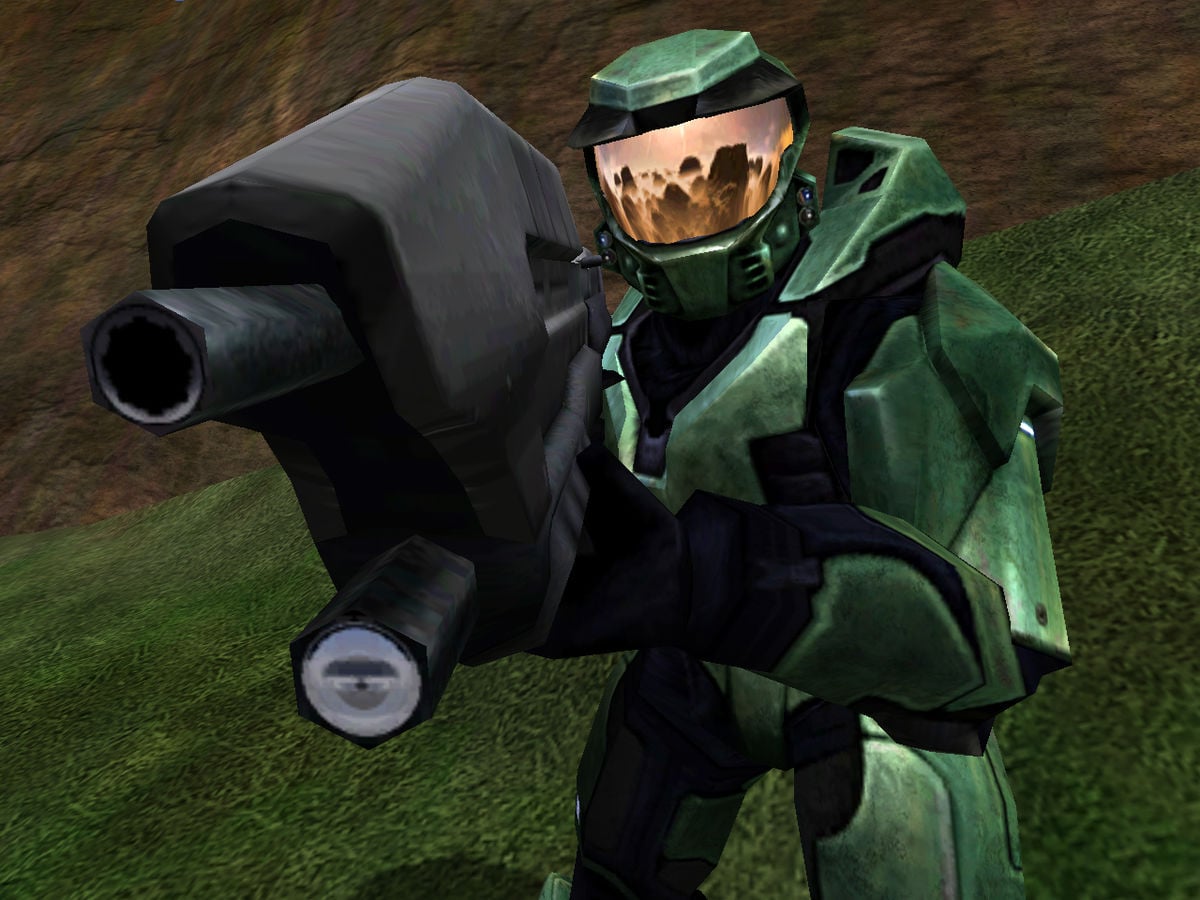 File:Master Chief Points Gun.jpg - Halopedia, the Halo wiki